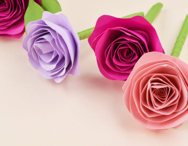 Easy DIY Paper Flower Tutorial - Cards & Pockets Design Idea Blog